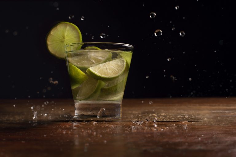 Cachaça: o que é, origem e como é feita - eCycle