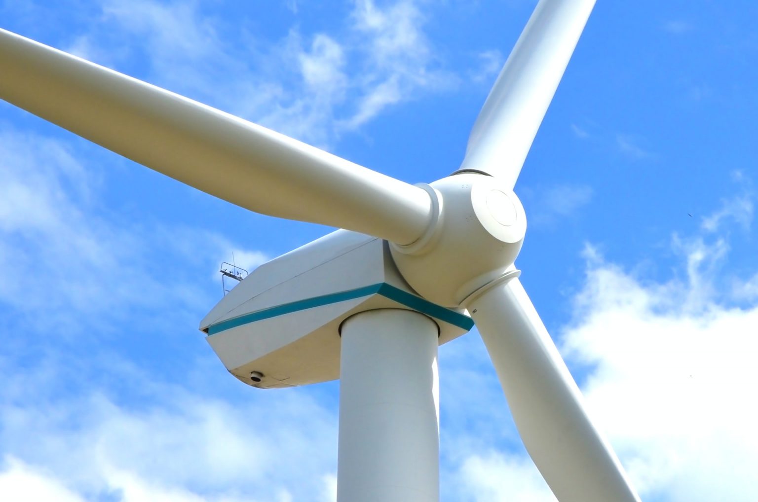 É possível estocar vento? Entenda a ciência por trás