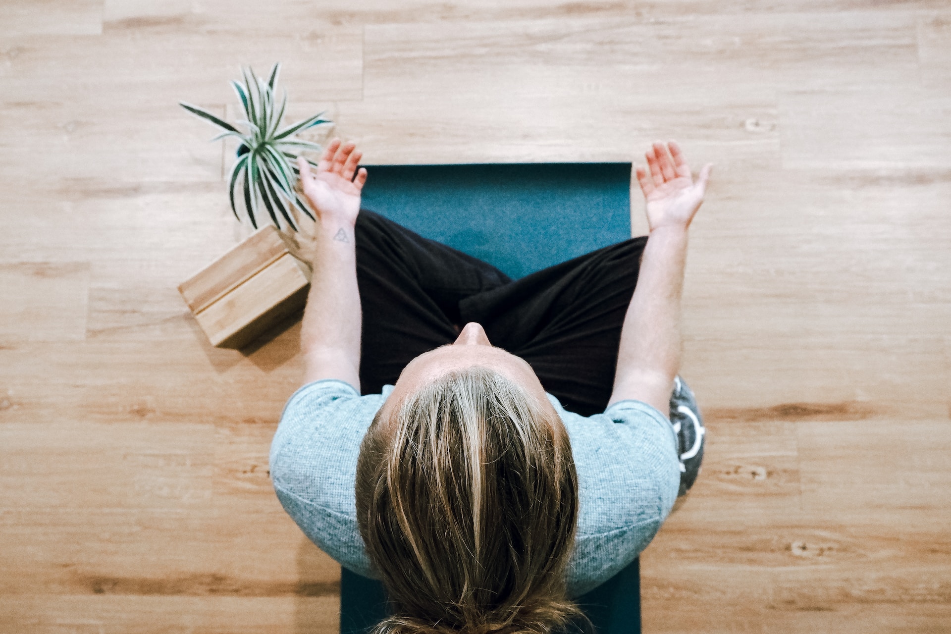 Mantra: significado, para que serve e exemplos - eCycle